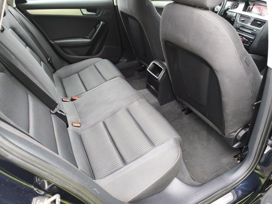 Blue Audi A4 2008 in Vilkaviskis, with an engine capacity of 1.80 L and mileage of 300 thousand km for 3200 €, photo 13 on AUTOMOTO.COM.LV