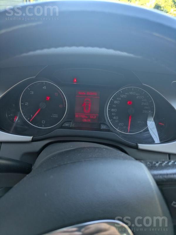 Zils Audi A4 2008 Valmiera, ar dzinēja tilpumu 2.00 L un nobraukumu 361 tūkst. km par 3800 €, foto 8 vietnē AUTOMOTO.COM.LV