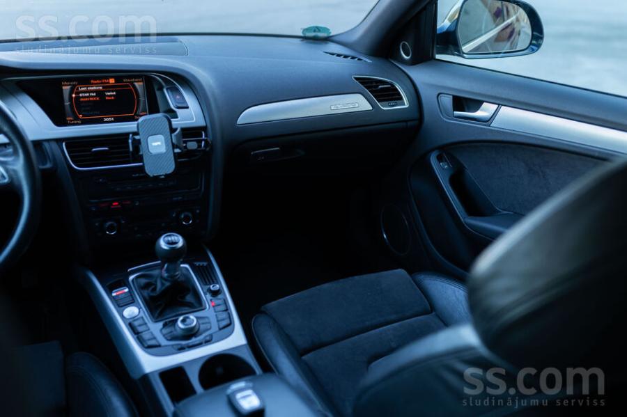 Zils Audi A4 2008 Jelgava, ar dzinēja tilpumu 3.00 L un nobraukumu 343 tūkst. km par 5800 €, foto 15 vietnē AUTOMOTO.COM.LV
