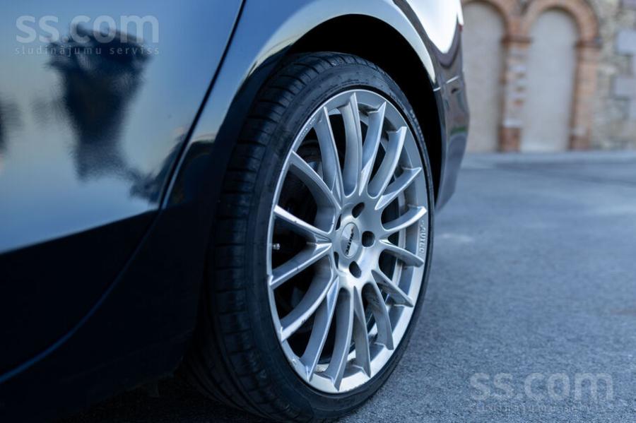 Zils Audi A4 2008 Jelgava, ar dzinēja tilpumu 3.00 L un nobraukumu 343 tūkst. km par 5800 €, foto 27 vietnē AUTOMOTO.COM.LV
