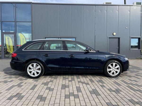 Ауди А4 2008 в Шяуляй на AUTOMOTO.COM.LV Синий Ауди А4 2008 в Шяуляй, объемом двигателя 1.80 л и пробегом 269 тыс. км за 4900 €, фото 5 на AUTOMOTO.COM.LV