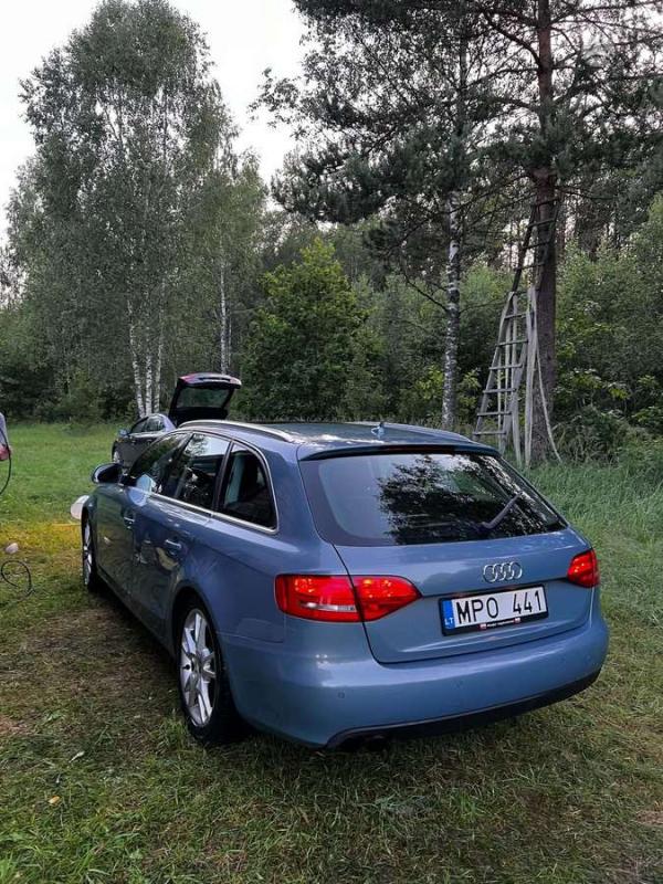 Zils Audi A4 2008 Viļņa, ar dzinēja tilpumu 1.80 L un nobraukumu 508 tūkst. km par 4500 €, foto 8 vietnē AUTOMOTO.COM.LV