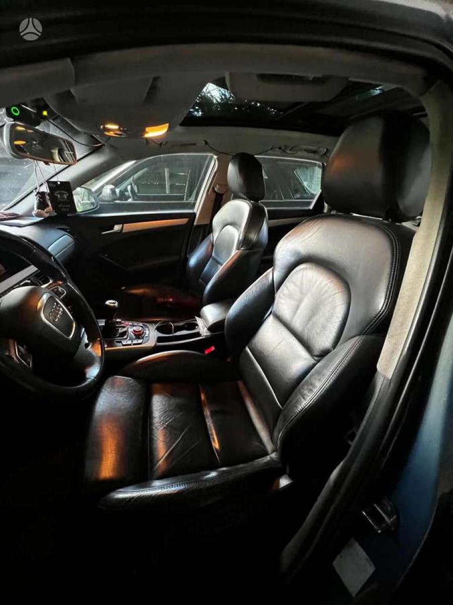 Zils Audi A4 2008 Viļņa, ar dzinēja tilpumu 1.80 L un nobraukumu 508 tūkst. km par 4500 €, foto 12 vietnē AUTOMOTO.COM.LV