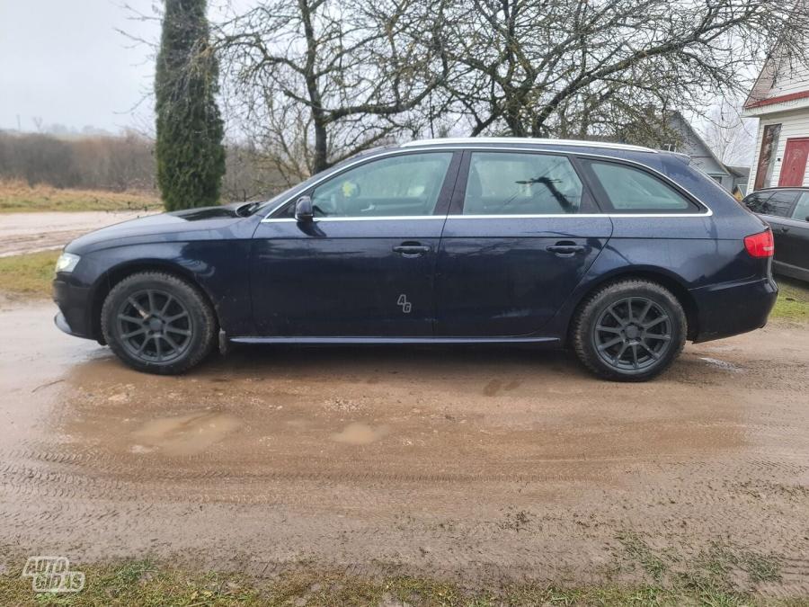 Zils Audi A4 2009 Visaginas, ar dzinēja tilpumu 2.00 L un nobraukumu 323 tūkst. km par 500 €, foto 5 vietnē AUTOMOTO.COM.LV
