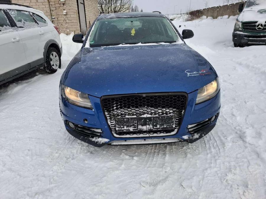 Blue Audi A4 2009 in Utena, with an engine capacity of 2.70 L and mileage of 265 thousand km for 4999 €, photo 3 on AUTOMOTO.COM.LV