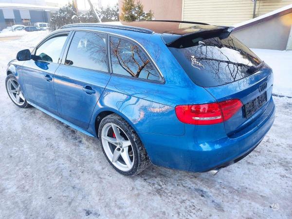 Blue Audi A4 2009 in Utena, with an engine capacity of 2.70 L and mileage of 265 thousand km for 5000 €, photo 3 on AUTOMOTO.COM.LV