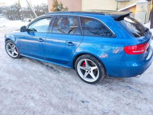 Blue Audi A4 2009 in Utena, with an engine capacity of 2.70 L and mileage of 265 thousand km for 5000 €, photo 4 on AUTOMOTO.COM.LV