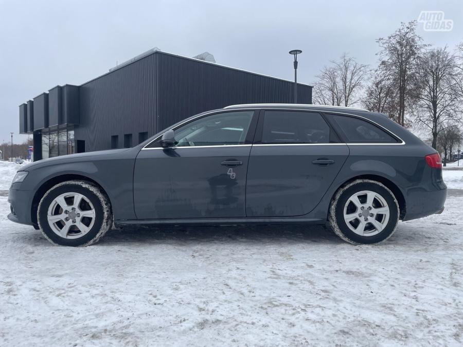 Blue Audi A4 2009 in Kaunas, with an engine capacity of 3.00 L and mileage of 450 thousand km for 3750 €, photo 2 on AUTOMOTO.COM.LV