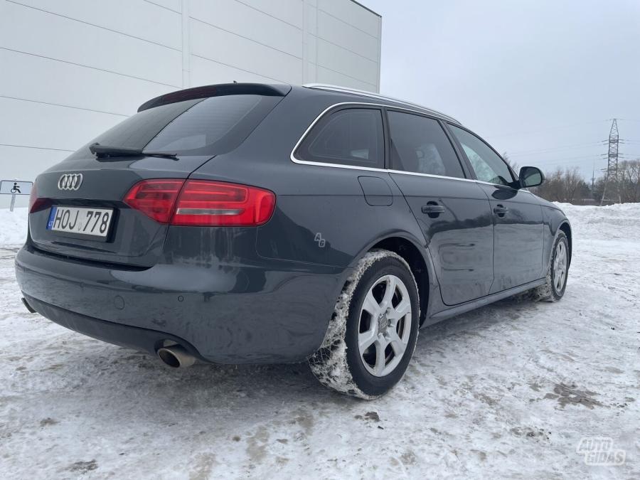 Blue Audi A4 2009 in Kaunas, with an engine capacity of 3.00 L and mileage of 450 thousand km for 3750 €, photo 5 on AUTOMOTO.COM.LV