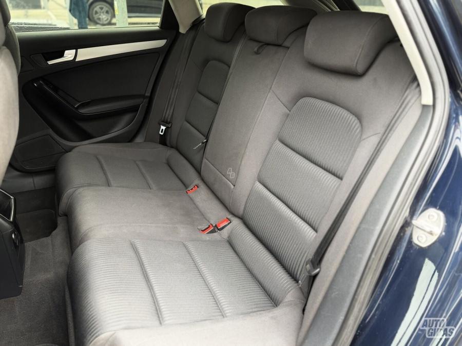 Zils Audi A4 2009 Viļņa, ar dzinēja tilpumu 2.70 L un nobraukumu 310 tūkst. km par 3740 €, foto 24 vietnē AUTOMOTO.COM.LV