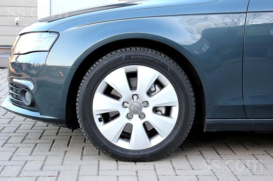 Blue Audi A4 2009 in Riga, with an engine capacity of 2.00 L and mileage of 203 thousand km for 5990 €, photo 4 on AUTOMOTO.COM.LV