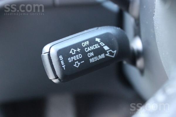 Zils Audi A4 2009 Rīga, ar dzinēja tilpumu 2.00 L un nobraukumu 203 tūkst. km par 5990 €, foto 9 vietnē AUTOMOTO.COM.LV