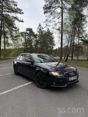 Zils Audi A4 2009 Rīga, ar dzinēja tilpumu 2.00 L un nobraukumu 389 tūkst. km par 4150 €, foto  vietnē AUTOMOTO.COM.LV