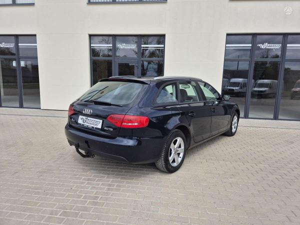 Blue Audi A4 2009 in Marijampole, with an engine capacity of 1.97 L and mileage of 274 thousand km for 4000 €, photo 4 on AUTOMOTO.COM.LV