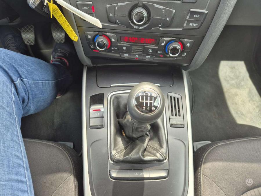 Zils Audi A4 2009 Marijampole, ar dzinēja tilpumu 1.97 L un nobraukumu 274 tūkst. km par 4000 €, foto 18 vietnē AUTOMOTO.COM.LV