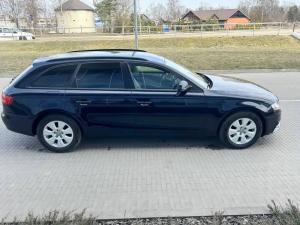 Zils Audi A4 2009 Rēzekne, ar dzinēja tilpumu 2.00 L un nobraukumu 238 tūkst. km par 5600 €, foto 8 vietnē AUTOMOTO.COM.LV