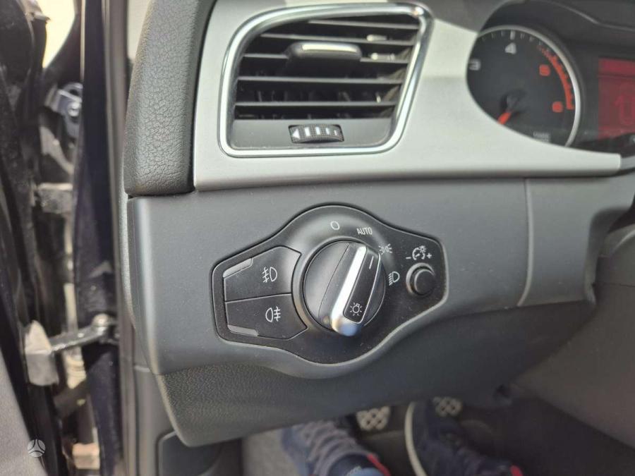 Blue Audi A4 2009 in Marijampole, with an engine capacity of 1.97 L and mileage of 274 thousand km for 4400 €, photo 16 on AUTOMOTO.COM.LV