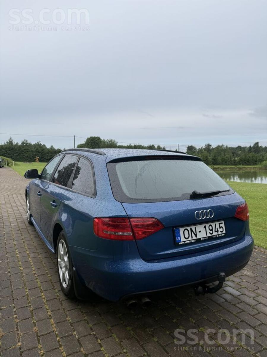 Zils Audi A4 2009 Rīga, ar dzinēja tilpumu 1.80 L un nobraukumu 240 tūkst. km par 3750 €, foto 5 vietnē AUTOMOTO.COM.LV