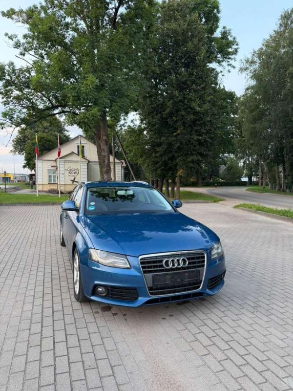 Blue Audi A4 2009 in Utena, with an engine capacity of 1.97 L and mileage of 285 thousand km for 5100 €, photo 1 on AUTOMOTO.COM.LV