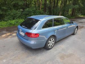 Zils Audi A4 2009 Viļņa, ar dzinēja tilpumu 1.99 L un nobraukumu 300 tūkst. km par 2700 €, foto 5 vietnē AUTOMOTO.COM.LV