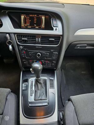 Zils Audi A4 2009 Viļņa, ar dzinēja tilpumu 1.99 L un nobraukumu 300 tūkst. km par 2700 €, foto 13 vietnē AUTOMOTO.COM.LV