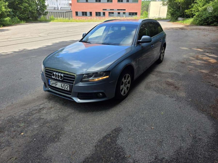 Zils Audi A4 2009 Viļņa, ar dzinēja tilpumu 1.99 L un nobraukumu 300 tūkst. km par 2700 €, foto 14 vietnē AUTOMOTO.COM.LV
