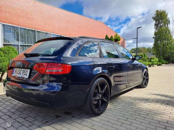 Audi A4 2009 in Marijampole on AUTOMOTO.COM.LV Blue Audi A4 2009 in Marijampole, with an engine capacity of 1.97 L and mileage of 280 thousand km for 4550 €, photo 7 on AUTOMOTO.COM.LV