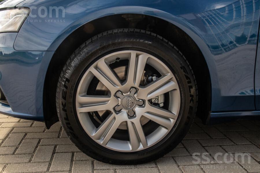 Blue Audi A4 2009 in Riga, with an engine capacity of 2.00 L and mileage of 255 thousand km for 5990 €, photo 11 on AUTOMOTO.COM.LV