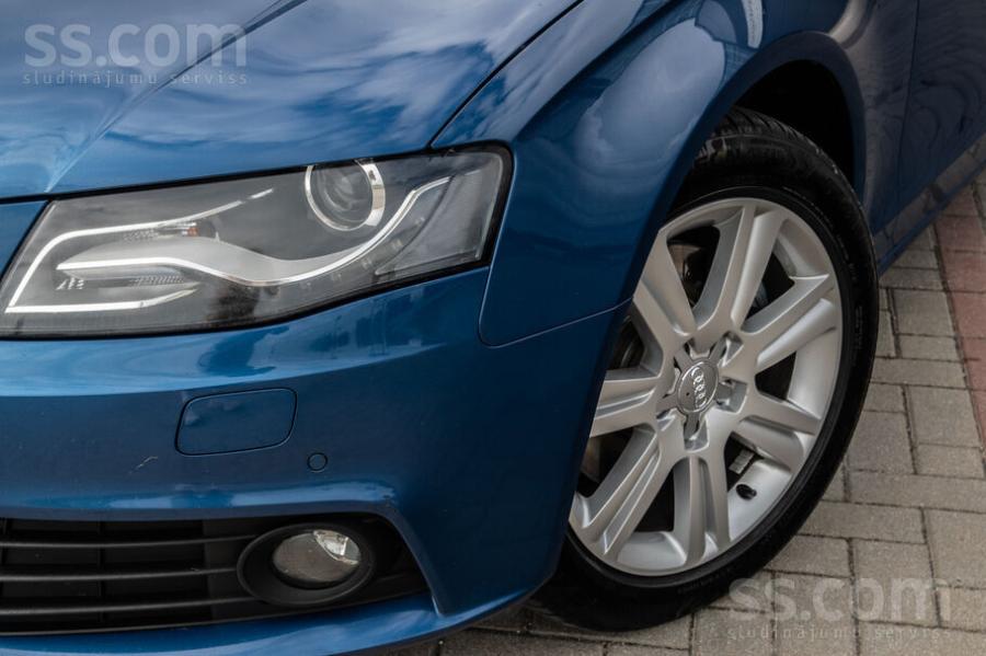Blue Audi A4 2009 in Riga, with an engine capacity of 2.00 L and mileage of 255 thousand km for 5990 €, photo 16 on AUTOMOTO.COM.LV