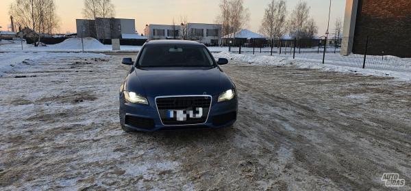 Zils Audi A4 2010 Kauņa, ar dzinēja tilpumu 2.00 L un nobraukumu 400 tūkst. km par 3450 €, foto 4 vietnē AUTOMOTO.COM.LV