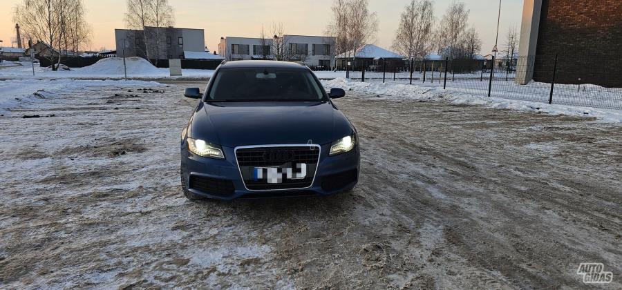 Zils Audi A4 2010 Kauņa, ar dzinēja tilpumu 2.00 L un nobraukumu 400 tūkst. km par 3450 €, foto 4 vietnē AUTOMOTO.COM.LV