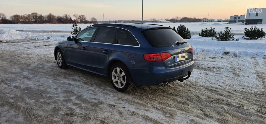 Zils Audi A4 2010 Kauņa, ar dzinēja tilpumu 2.00 L un nobraukumu 400 tūkst. km par 3450 €, foto 6 vietnē AUTOMOTO.COM.LV