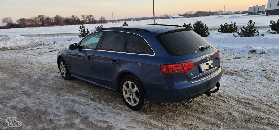 Zils Audi A4 2010 Kauņa, ar dzinēja tilpumu 2.00 L un nobraukumu 400 tūkst. km par 3450 €, foto 7 vietnē AUTOMOTO.COM.LV