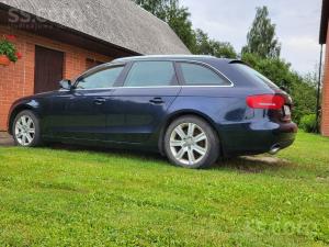 Zils Audi A4 2010 Tukums, ar dzinēja tilpumu 2.70 L un nobraukumu 291 tūkst. km par 4500 €, foto 3 vietnē AUTOMOTO.COM.LV