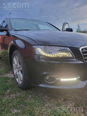 Zils Audi A4 2010 Tukums, ar dzinēja tilpumu 2.70 L un nobraukumu 291 tūkst. km par 4500 €, foto 9 vietnē AUTOMOTO.COM.LV