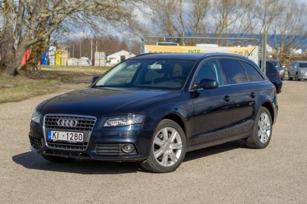 Zils Audi A4 2010 Rīga, ar dzinēja tilpumu 2.70 L un nobraukumu 336 tūkst. km par 6490 €, foto 3 vietnē AUTOMOTO.COM.LV