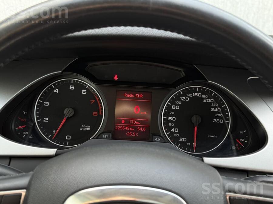 Zils Audi A4 2010 Tukums, ar dzinēja tilpumu 1.80 L un nobraukumu 225 tūkst. km par 5999 €, foto 9 vietnē AUTOMOTO.COM.LV