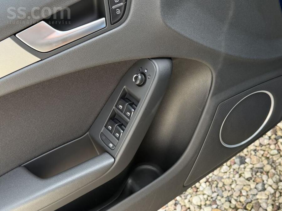 Zils Audi A4 2010 Tukums, ar dzinēja tilpumu 1.80 L un nobraukumu 225 tūkst. km par 5999 €, foto 11 vietnē AUTOMOTO.COM.LV