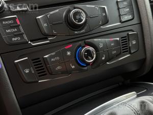 Zils Audi A4 2010 Tukums, ar dzinēja tilpumu 1.80 L un nobraukumu 225 tūkst. km par 5999 €, foto 13 vietnē AUTOMOTO.COM.LV