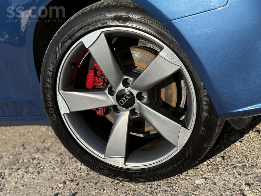 Zils Audi A4 2010 Tukums, ar dzinēja tilpumu 2.00 L un nobraukumu 304 tūkst. km par 5999 €, foto 6 vietnē AUTOMOTO.COM.LV