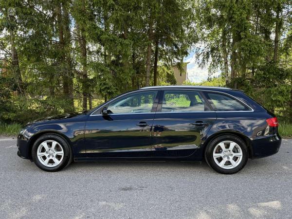 Zils Audi A4 2010 Utena, ar dzinēja tilpumu 1.97 L un nobraukumu 310 tūkst. km par 5650 €, foto 3 vietnē AUTOMOTO.COM.LV