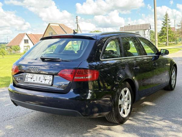 Zils Audi A4 2010 Utena, ar dzinēja tilpumu 1.97 L un nobraukumu 310 tūkst. km par 5650 €, foto 6 vietnē AUTOMOTO.COM.LV