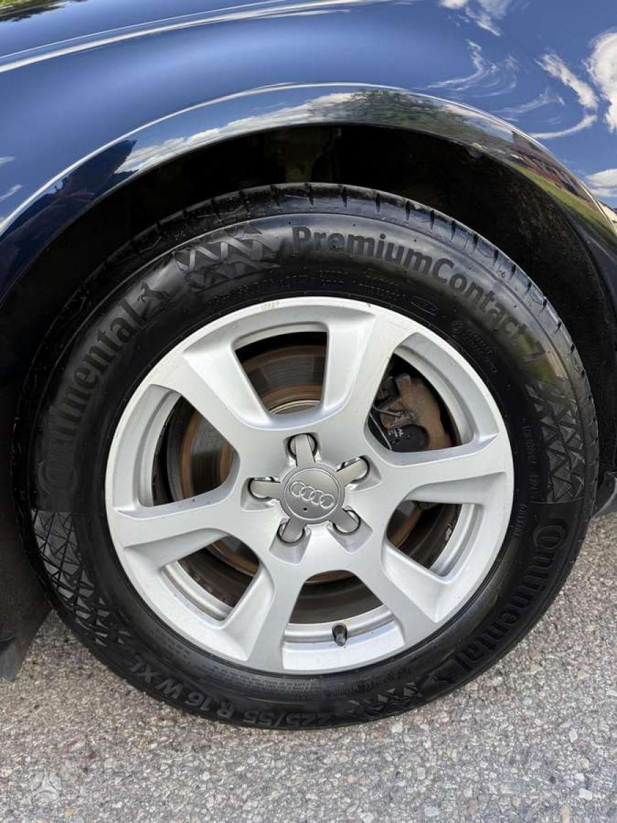Zils Audi A4 2010 Utena, ar dzinēja tilpumu 1.97 L un nobraukumu 310 tūkst. km par 5650 €, foto 10 vietnē AUTOMOTO.COM.LV