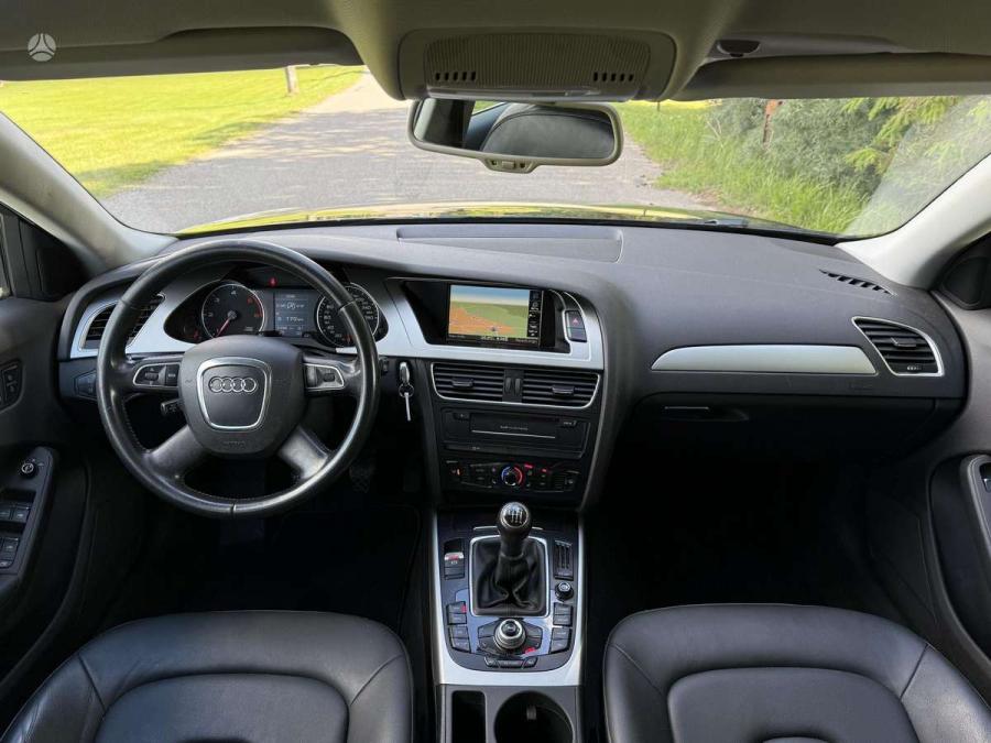 Zils Audi A4 2010 Utena, ar dzinēja tilpumu 1.97 L un nobraukumu 310 tūkst. km par 5650 €, foto 12 vietnē AUTOMOTO.COM.LV