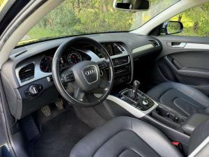 Zils Audi A4 2010 Utena, ar dzinēja tilpumu 1.97 L un nobraukumu 310 tūkst. km par 5650 €, foto 15 vietnē AUTOMOTO.COM.LV