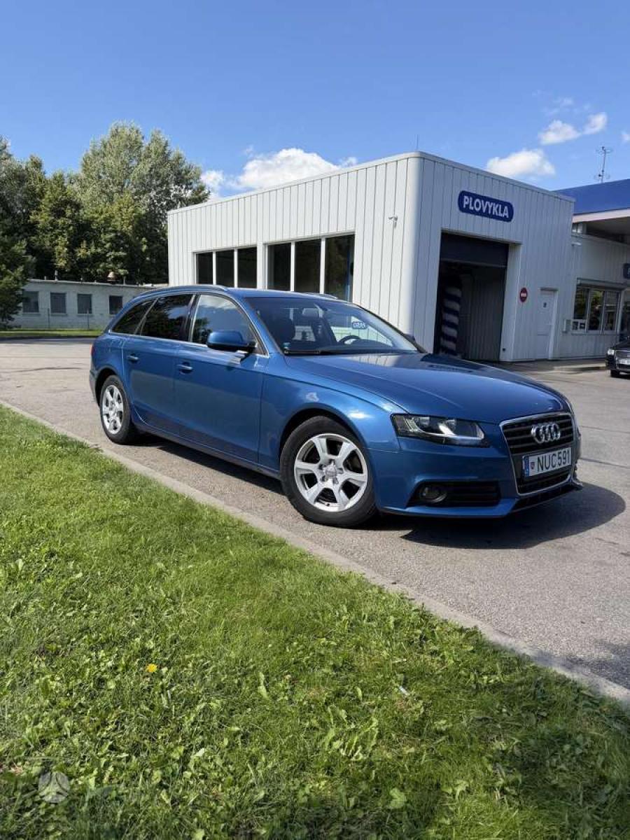 Blue Audi A4 2010 in Panevezys, with an engine capacity of 1.97 L and mileage of 280 thousand km for 4500 €, photo 1 on AUTOMOTO.COM.LV