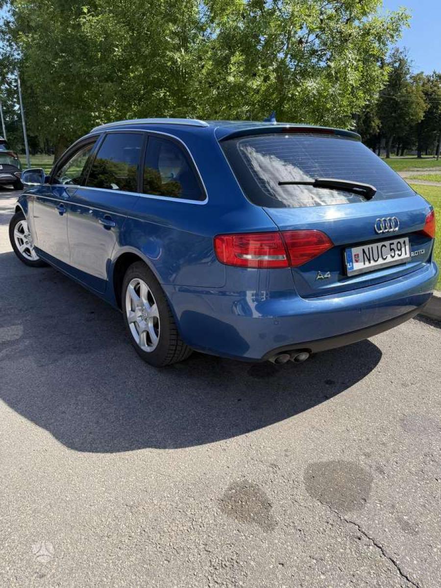 Blue Audi A4 2010 in Panevezys, with an engine capacity of 1.97 L and mileage of 280 thousand km for 4500 €, photo 4 on AUTOMOTO.COM.LV