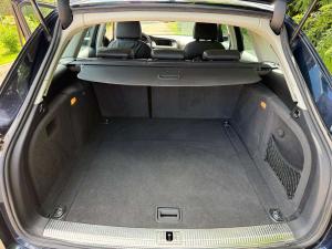 Blue Audi A4 2010 in Utena, with an engine capacity of 1.97 L and mileage of 310 thousand km for 5550 €, photo 10 on AUTOMOTO.COM.LV