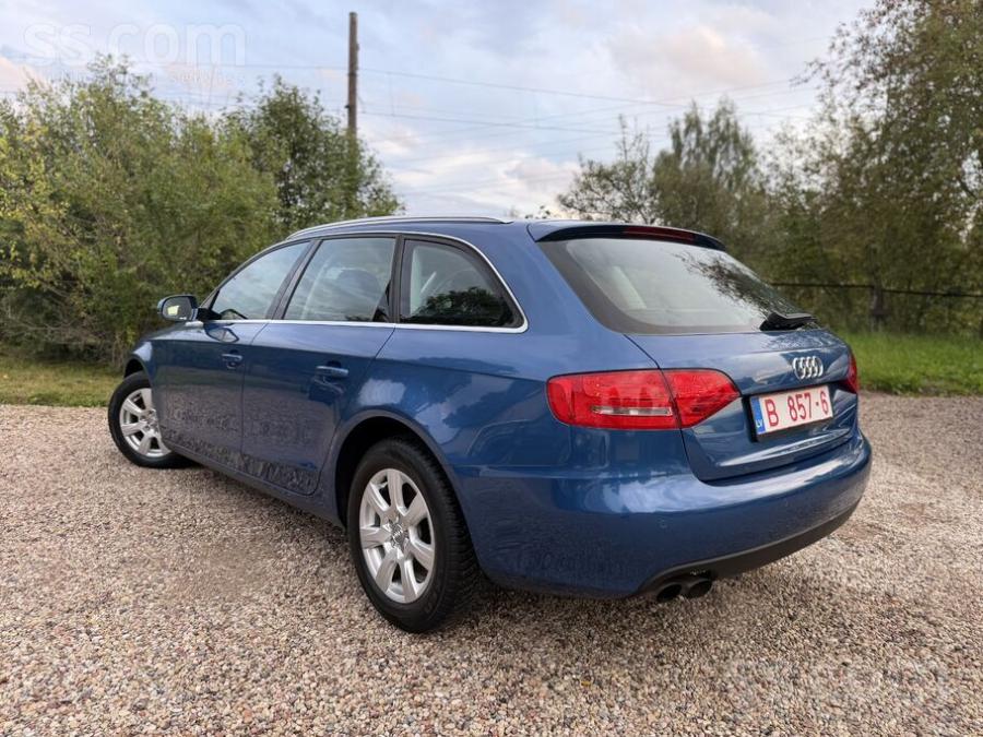 Blue Audi A4 2010 in Tukums, with an engine capacity of 1.80 L and mileage of 240 thousand km for 4990 €, photo 17 on AUTOMOTO.COM.LV