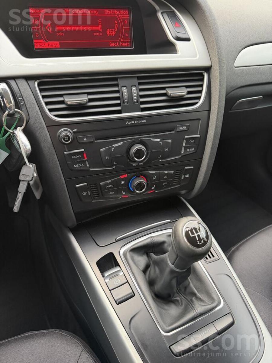 Blue Audi A4 2010 in Tukums, with an engine capacity of 1.80 L and mileage of 240 thousand km for 4990 €, photo 30 on AUTOMOTO.COM.LV